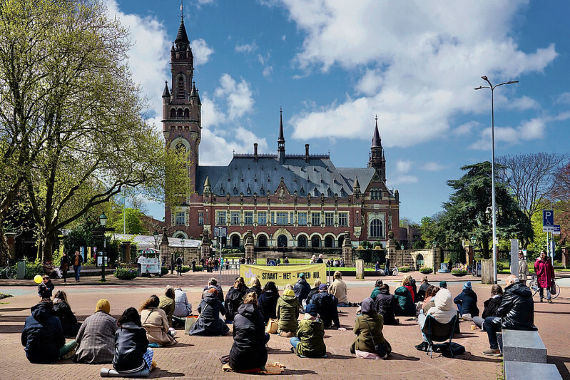 Vfonds | Wat is Democratie? | Uitleg & Betekenis | Vfonds